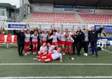 VROUWEN 1 START EERSTE BEKERWEDSTRIJD MET RUIME OVERWINNING | BVV Barendrecht
